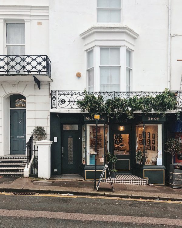 A Hidden Walk Around Seven Dials in Brighton - Self-guided with a map