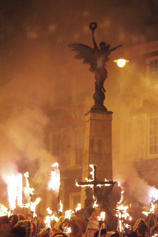An Insider's Guide to Surviving Lewes Bonfire Night - Ellie & Co